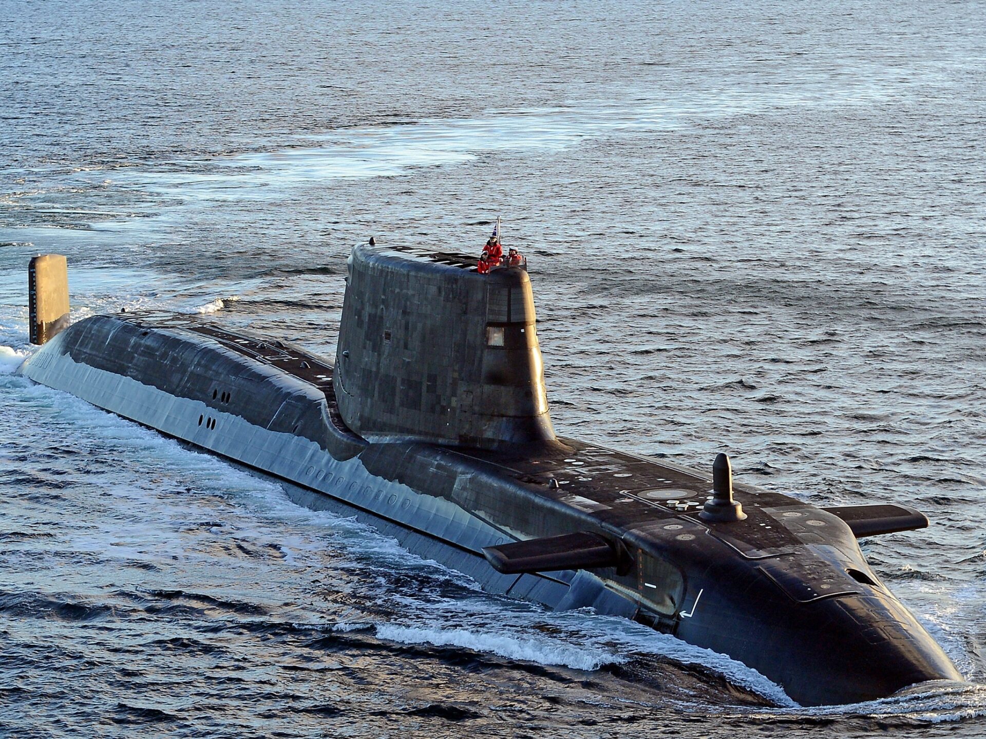 Royal Navy Begins Major Overhaul of HMS Astute to Boost Combat ...