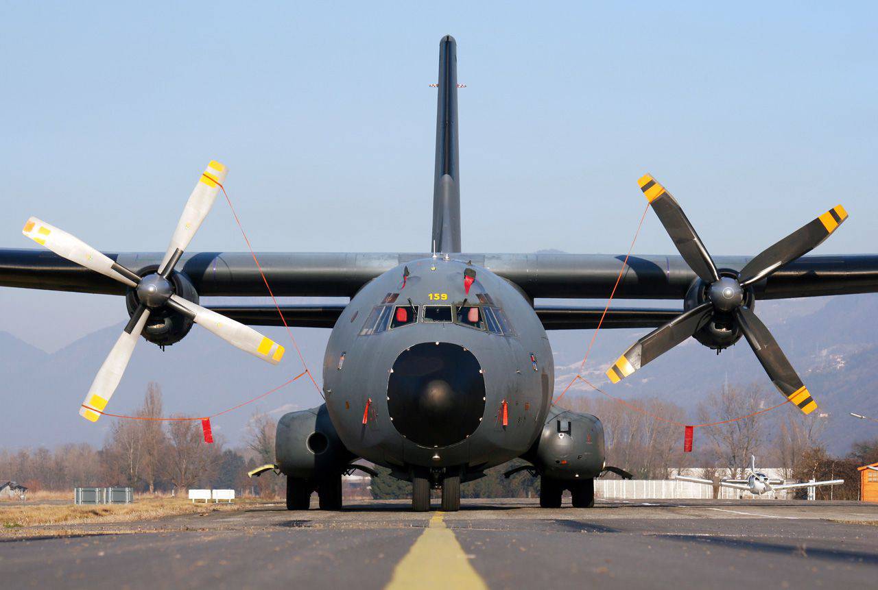 Transall C-160: The Aircraft for Long-Range Missions - Defensive Lines